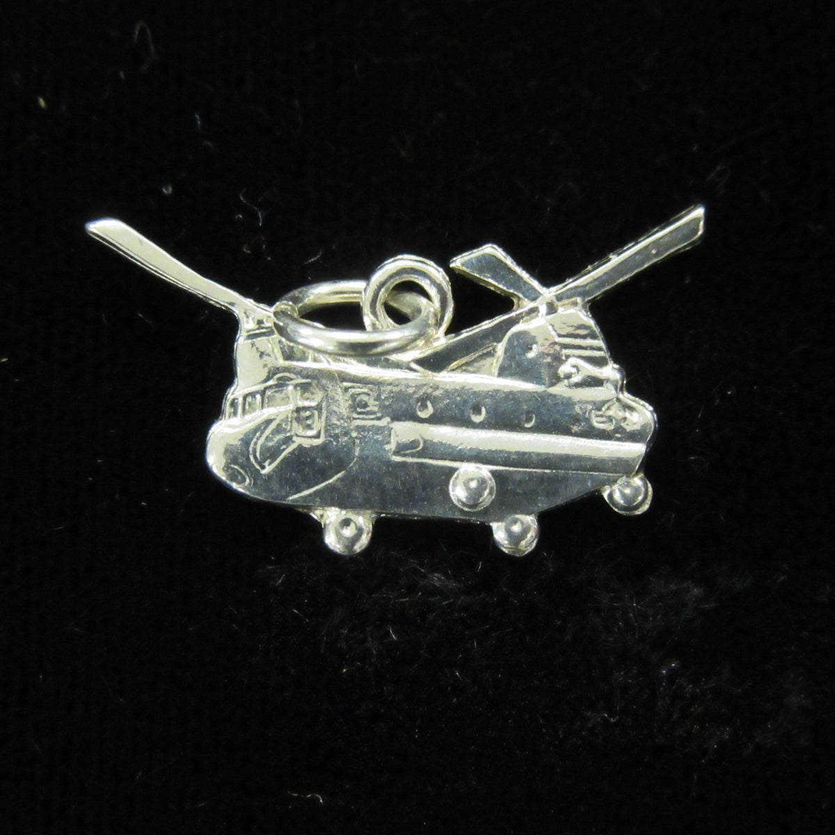 CH-47 Chinook Helicopter Pendant of Sterling Silver – Aviation Museum ...